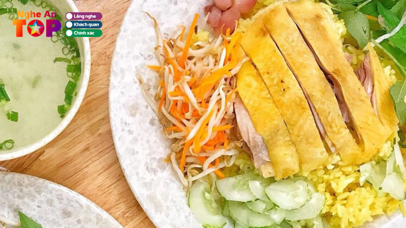 Top 5 quán cơm gà tại Nghệ An đông nườm nượp