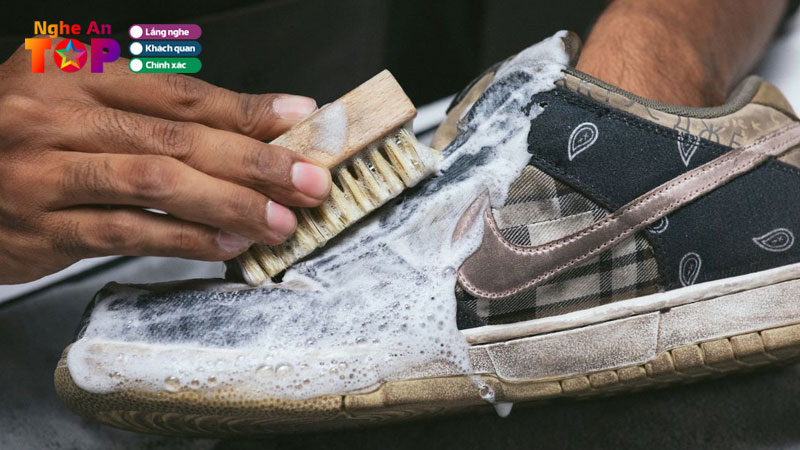 Top 5+ địa chỉ vệ sinh giày tại Nghệ An sạch sẽ không thể bỏ qua